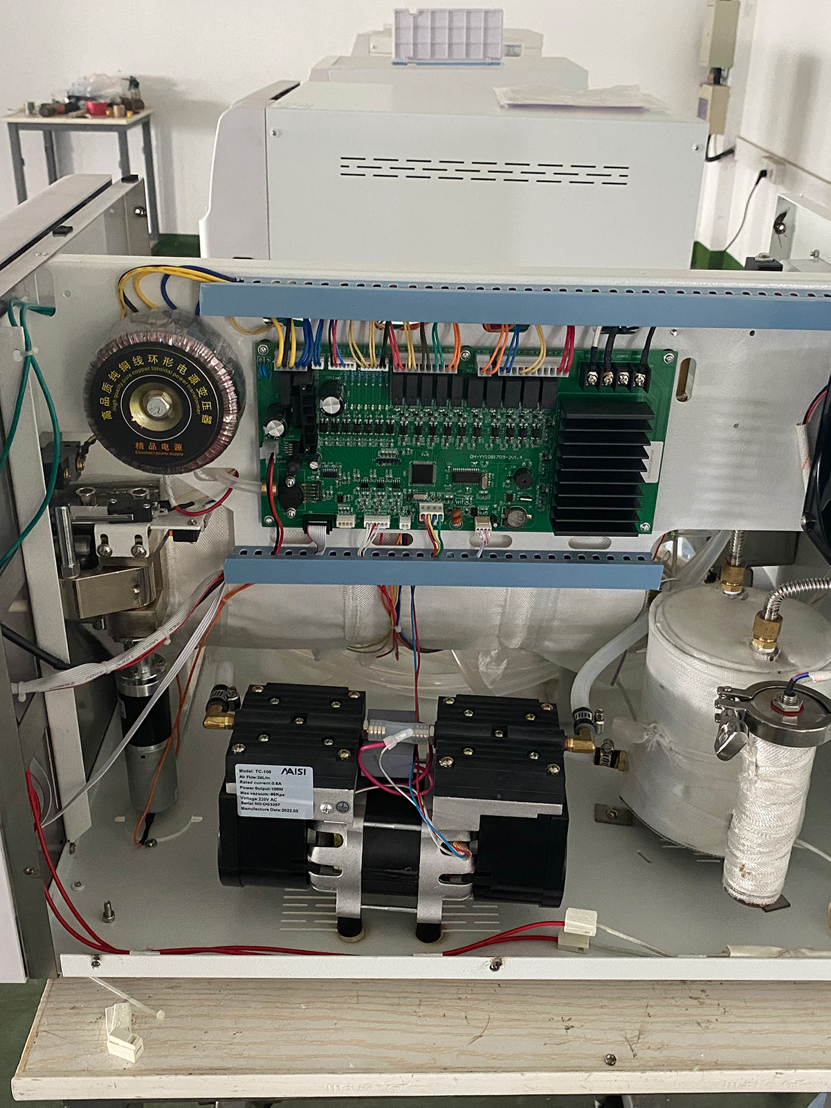 Automatic Door Switch Vacuum Table Top Steam Sterilizer – Sada Medical
